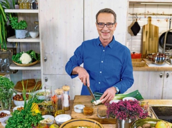 News - Dr. Matthias Riedl